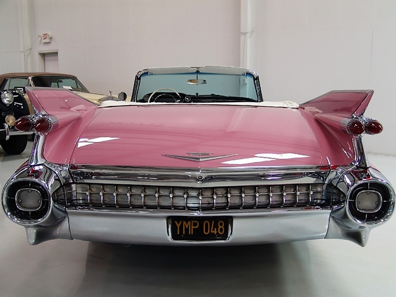A Tribute to Natalie Cole: “Pink Cadillac” – NotoriousLuxury